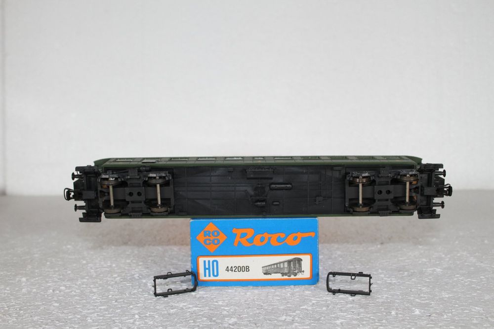 Roco 44200 B SBB Historic Personenwagen C 4 , 8809 DC (Gebraucht) in ...