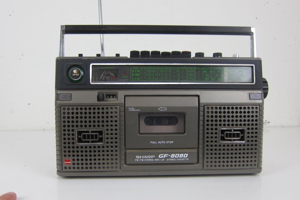Sharp GF-8080 Stereo Radio Cassette Rec. | Kaufen auf Ricardo