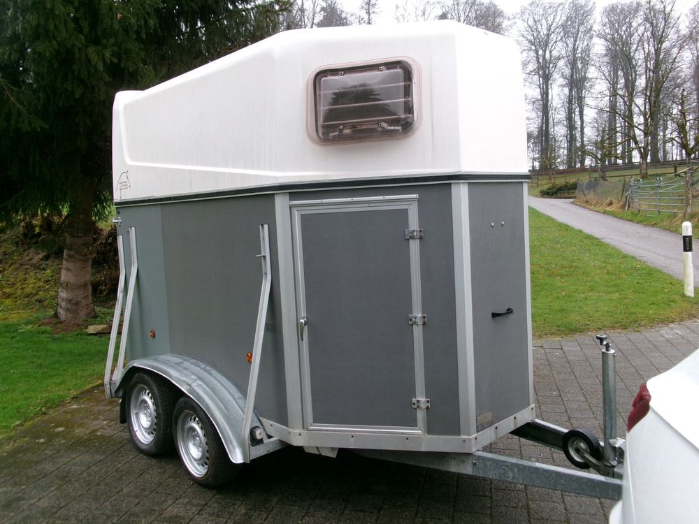 2er Blomert Pferdeanhänger neu ab MFK | Kaufen auf Ricardo