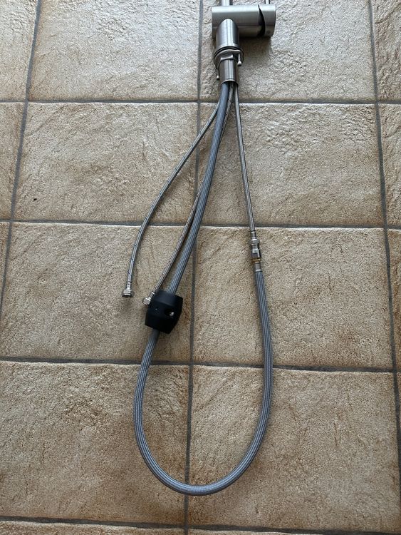 Küchenarmatur Areo Side Lever L. mit Zugauslauf von Suter (Gebraucht ...