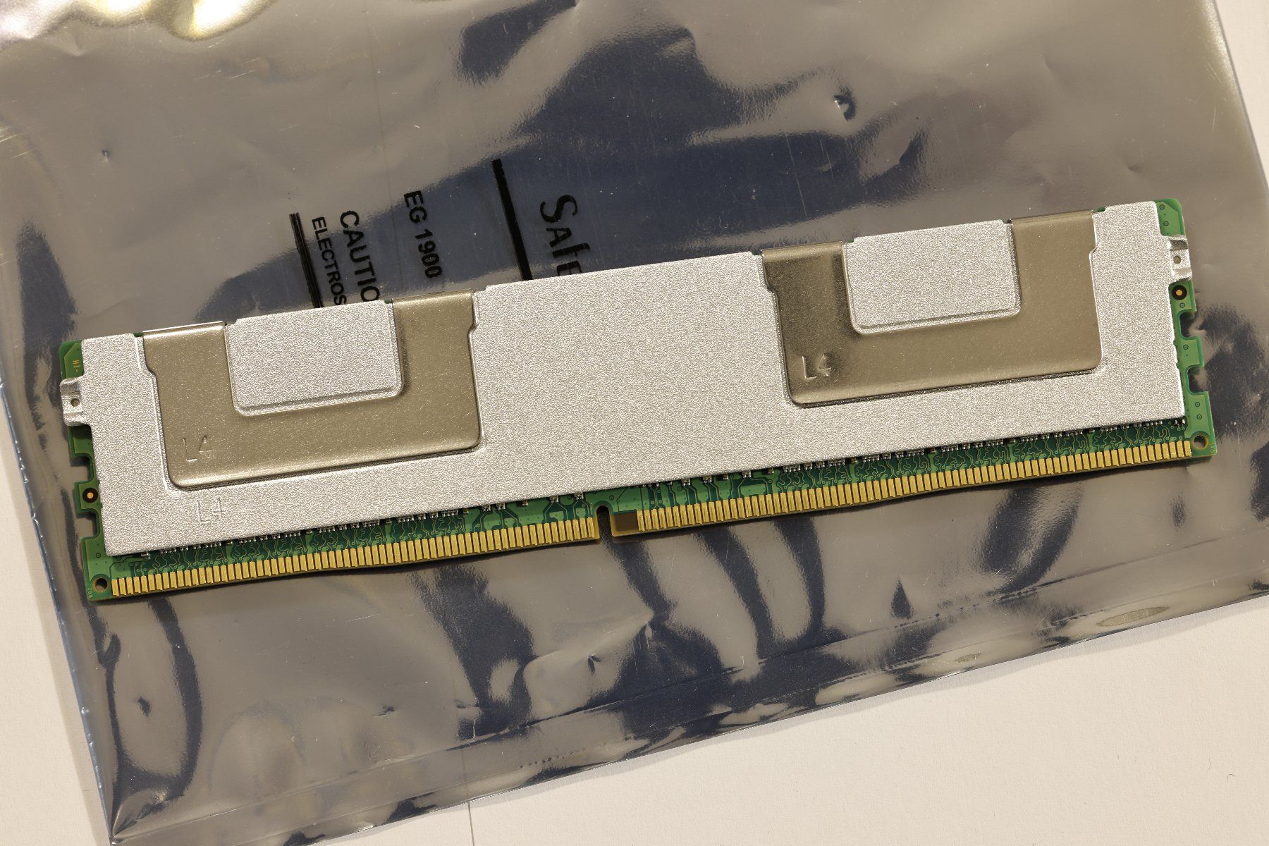 HPE SKhynix 64GB Memory PC4 2400T ECC DDR4 (809085-091) (Gebraucht) in ...