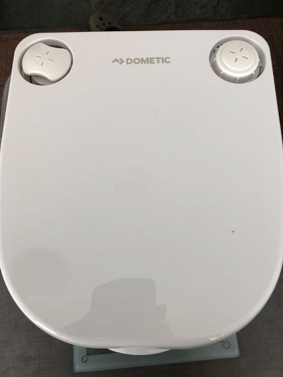 Neue Campingtoilette Dometic 972 | Kaufen auf Ricardo