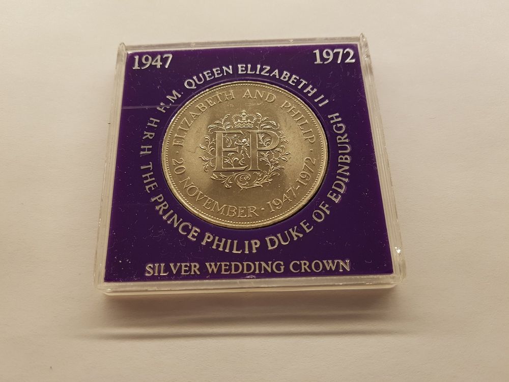 H.M. Queen Elizabeth II Silver Wedding Crown 1947-1972 Coin (Neu ...
