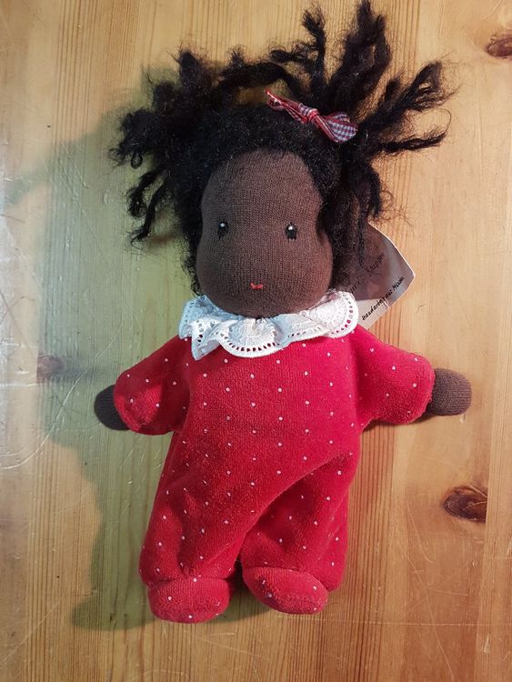Niedliche Sammlerpuppe von Helga E. aus München – unbespielt (Neu ...