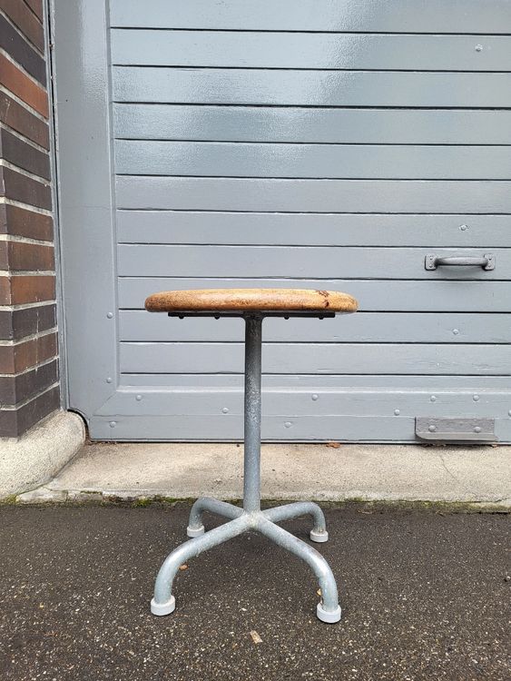 Vintage Hocker, Industrie Design, Werkstatt, Atelier (Gebraucht) in ...