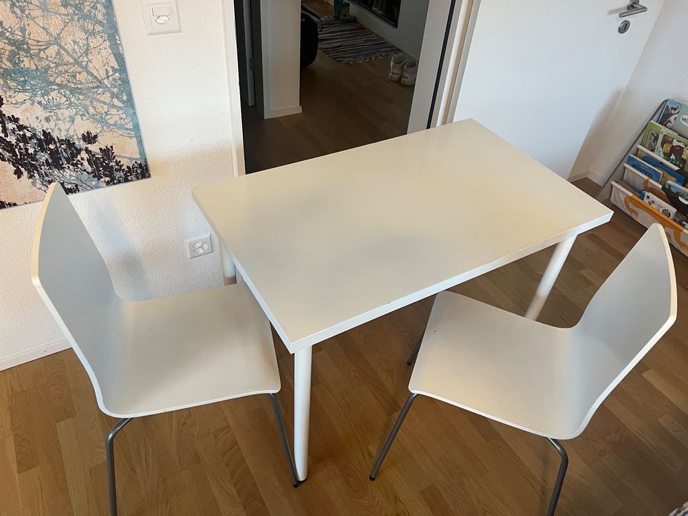 IKEA Tisch mit zwei Stühlen | Kaufen auf Ricardo