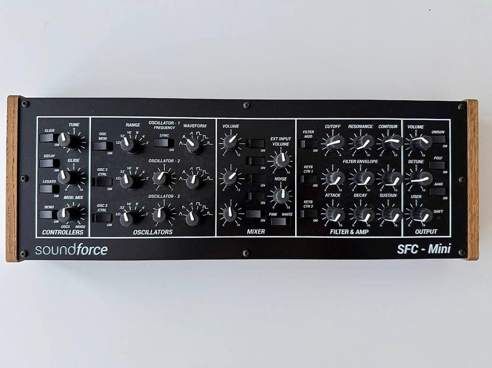 Soundforce SFC Mini Synthesizer Moog Midi Controller + OVP (Neu (gemäss Beschreibung)) in St ...