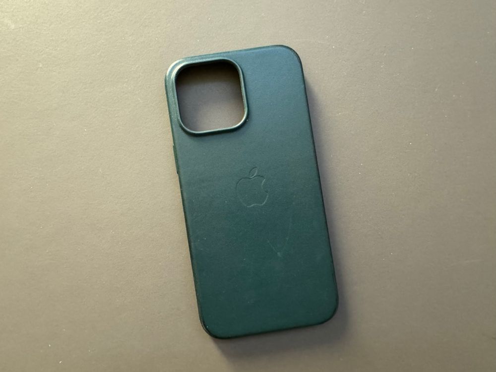 iPhone 14 Pro Max Apple Leather Case mit MagSafe | Kaufen auf Ricardo