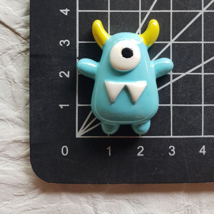 🐸 MAGNET KLEINES MONSTER (mehrere verfügbar) (Neu und originalverpackt ...