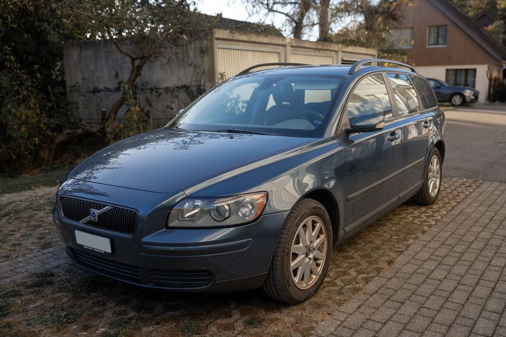 VOLVO V50 T5 AWD Kinetic | Kaufen auf Ricardo