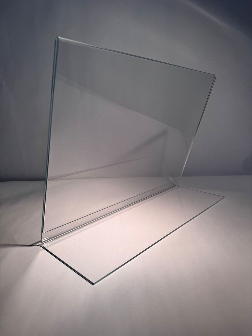 Tischaufsteller aus Plexiglas / Acrylglas, wie neu! (Gebraucht) in ...