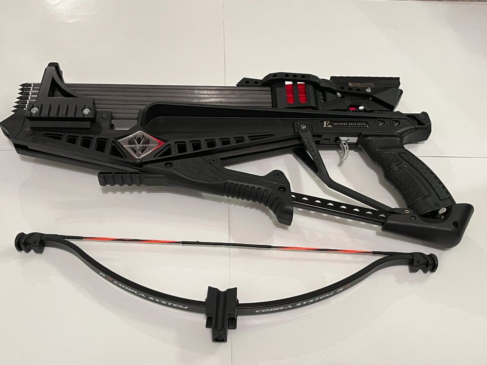 Armbrust EK Cobra R9 mit 15-Zoll-Pfeil-Magazin analog Adder (Neu ...