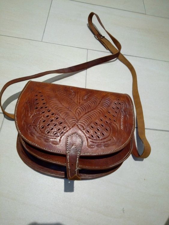 Mittelgrosse, handgemachte Ledertasche, made in Portugal. (Gebraucht ...