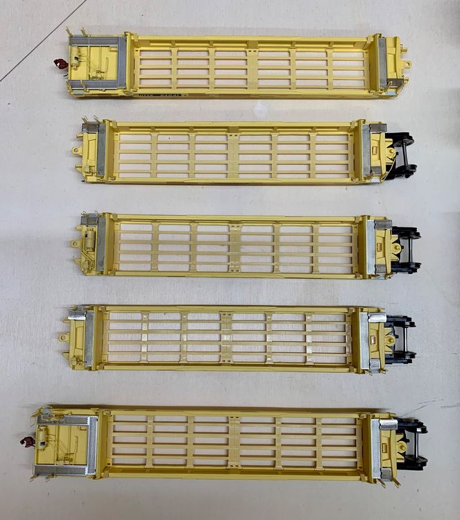 Scaletrains Rivet Counter TTX Backpacker 5-Unit Well Car Set | Kaufen auf Ricardo