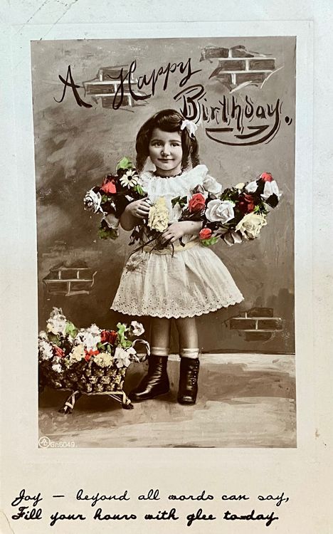 1909 - Antike Foto AK Kind - Mädchen mit Blumen aus England (Gebraucht) in Root für CHF 2 – mit ...
