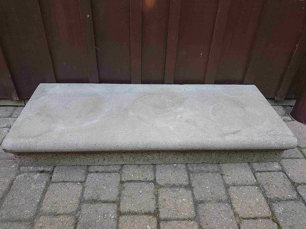 Treppentritt Stein (Gebraucht) in Glattfelden für CHF 20 – nur Abholung ...