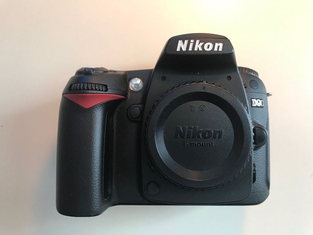 Nikon D90 Gehäuse mit shutter error | Kaufen auf Ricardo