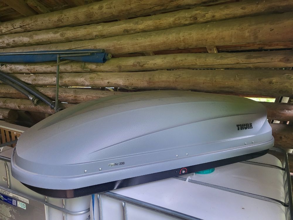 Dachbox Thule Pacific 200 (Neu (gemäss Beschreibung)) in für CHF 275 – nur Abholung auf Ricardo ...
