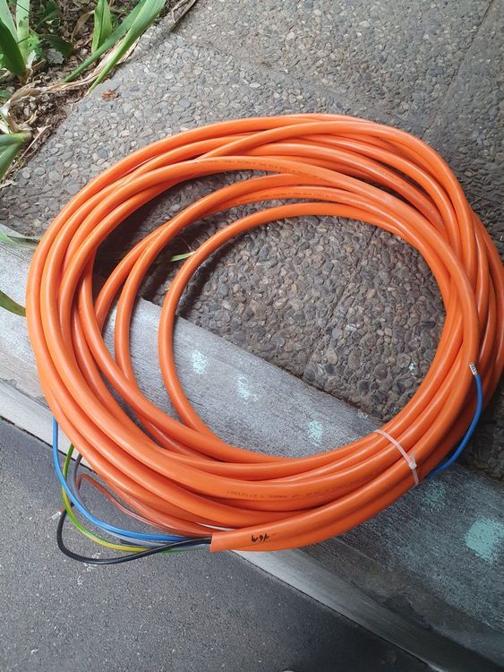 KABEL PUR 5x6 16m 5x6mm2 5G6 3LNPE 16 Meter (Neu (gemäss Beschreibung ...
