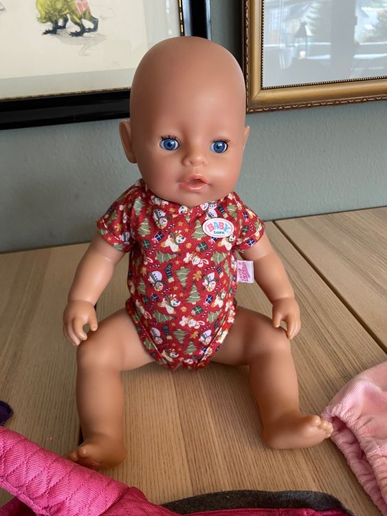 Baby Born mit vielen Kleidern (Gebraucht) in Bonstetten für CHF 25 ...