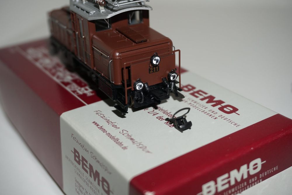 BEMO 1257 102 - RhB Gea 2/4 211 Rangierlok braun H0m (Gebraucht) in für ...