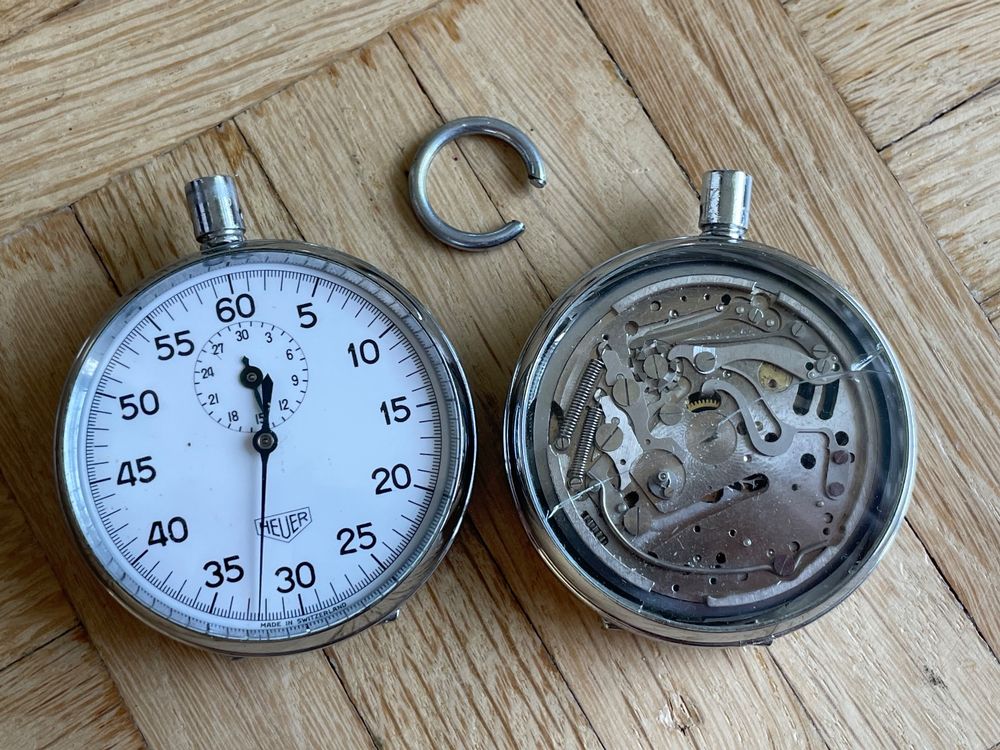2 Heuer Stoppuhren (Defekt) in Worblaufen für CHF 7 – mit Lieferung auf ...