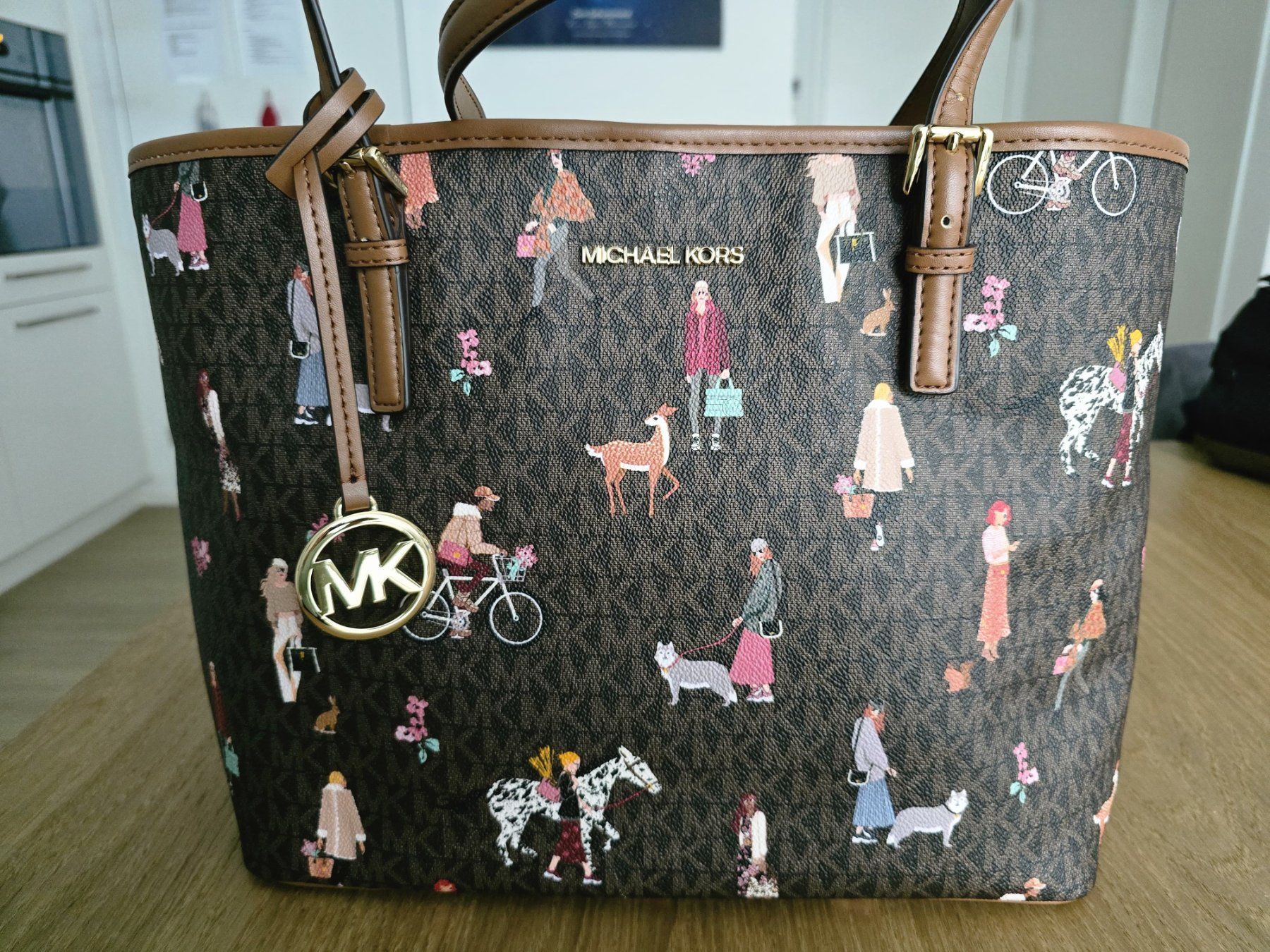 MICHAEL KORS Signature Tote – Illustrated Print Shopper (Gebraucht) in ...