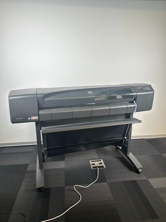 Plotter: HP Desingjet 800ps (defekt) (Defekt) in Zürich für CHF 3 – nur ...