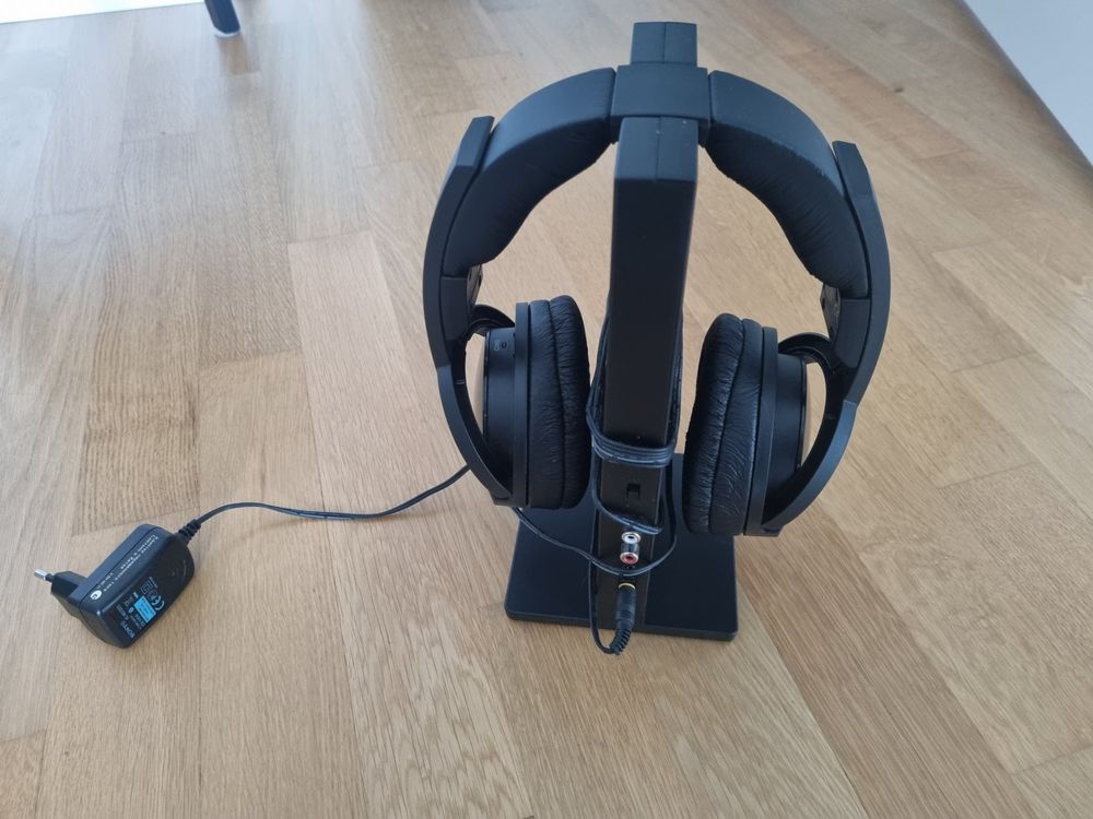 Sony stereo transmitter tmr-rf865r (Gebraucht) in Baden für CHF 5 – nur ...