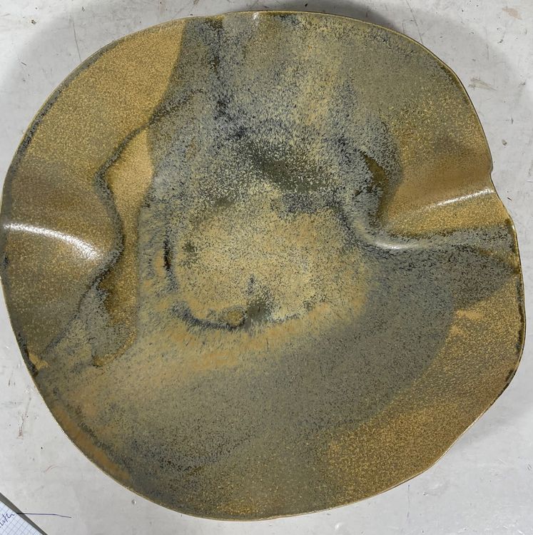 Grosse Art-Deko Designer Keramik Schale unleserlich Signiert (Gebraucht) in Root für CHF 45 ...