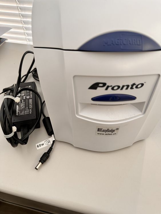 Pronto Badge-Drucker für Events, Konferenzen etc. (Gebraucht) in ...