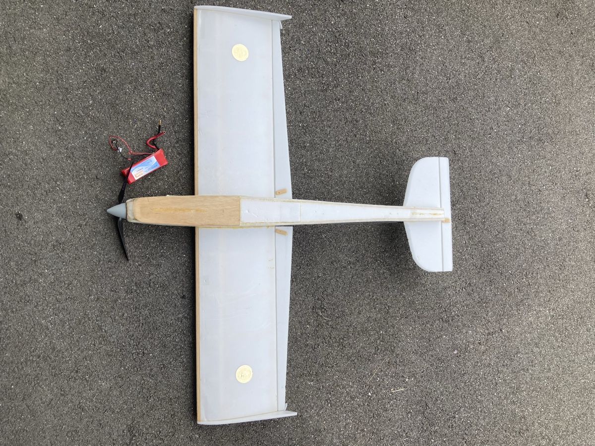 Elektro-Modellflugzeug (Gebraucht) in Altendorf für CHF 34 – nur Abholung auf Ricardo kaufen