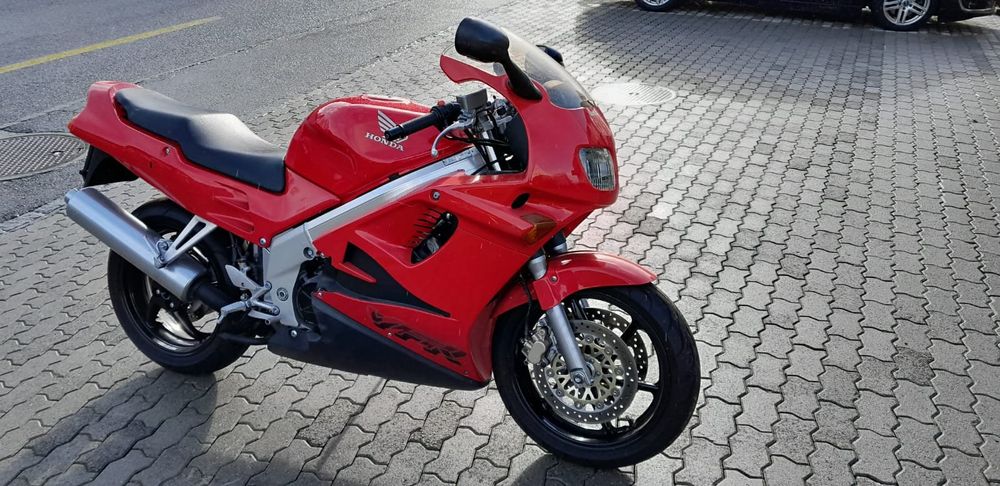 Honda VFR 750 F | Kaufen auf Ricardo
