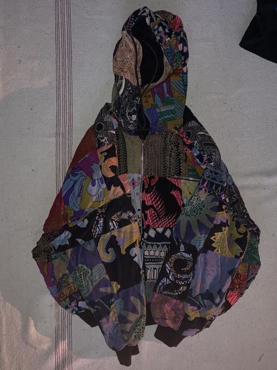Vintage Patchwork Bomber Jacket - Unique & Cosy | Kaufen auf Ricardo