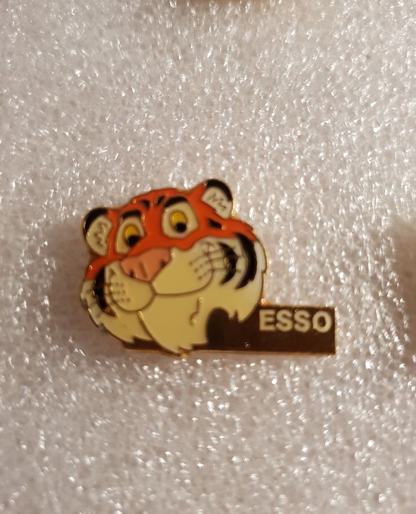 Pin Esso Tiger (Gebraucht) in Härkingen für CHF 1 – mit Lieferung auf Ricardo kaufen