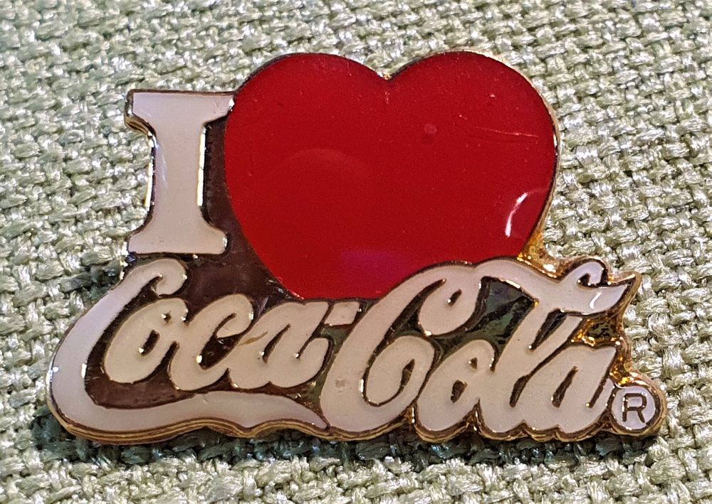 N255 - Pin I Love Coca Cola / Herz (Gebraucht) in Reinach BL für CHF 2 ...