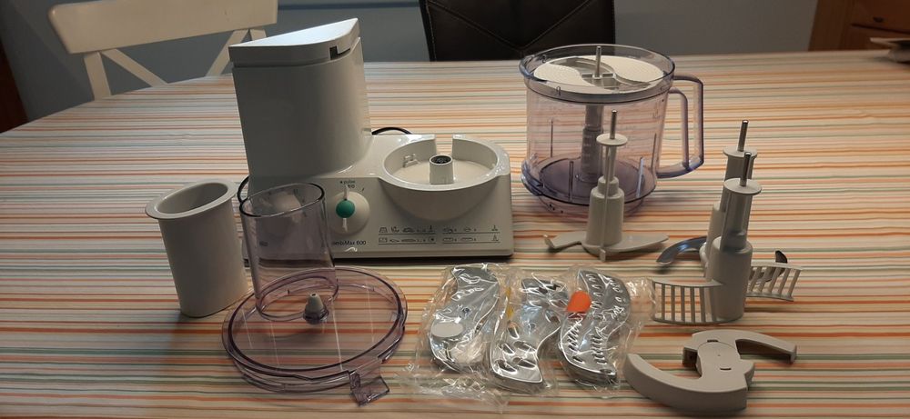 Küchenmaschine Braun CombiMax 600 (Neu (gemäss Beschreibung)) in Lommis ...