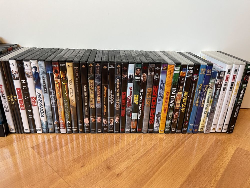 40 DVD/Bluray Filme und Serien | Kaufen auf Ricardo