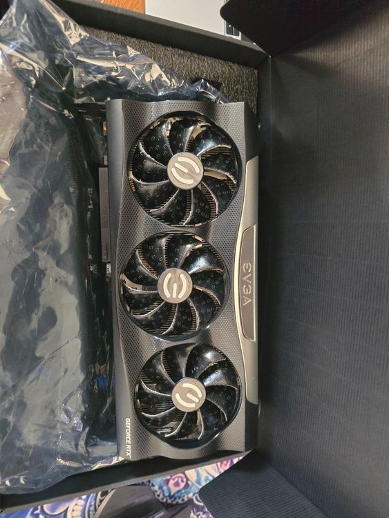 EVGA GeForce RTX 3090 24GB GDDR6X – Top-Zustand (Gebraucht) in Neuenegg ...