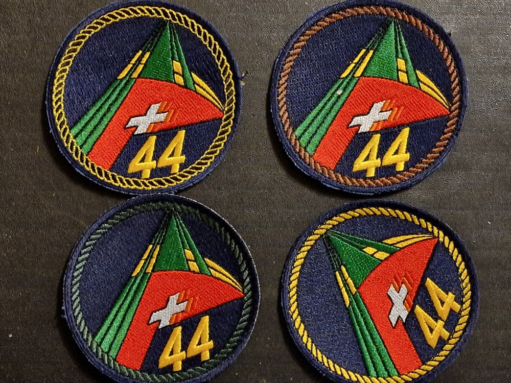 4 Abzeichen Luftwaffe Badge Infanterie Bat 44 (Gebraucht) in Nyon für ...