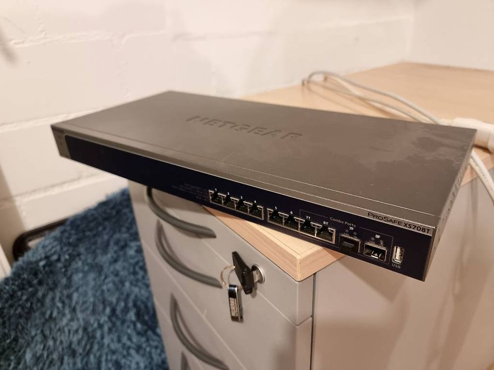 Netgear XS708T 8 Port Switch 10Gbps (Gebraucht) in Hofstetten BE für ...