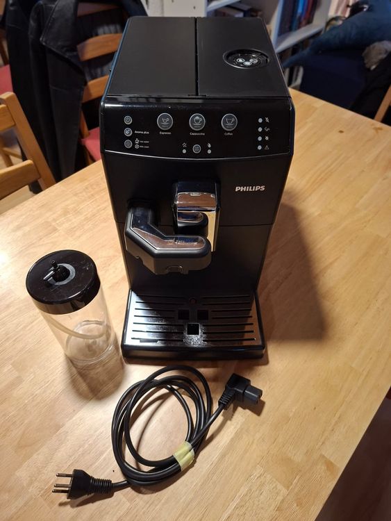 Philips Series 330 Kaffeevollautomat mit Cappucino Funktion (Gebraucht ...