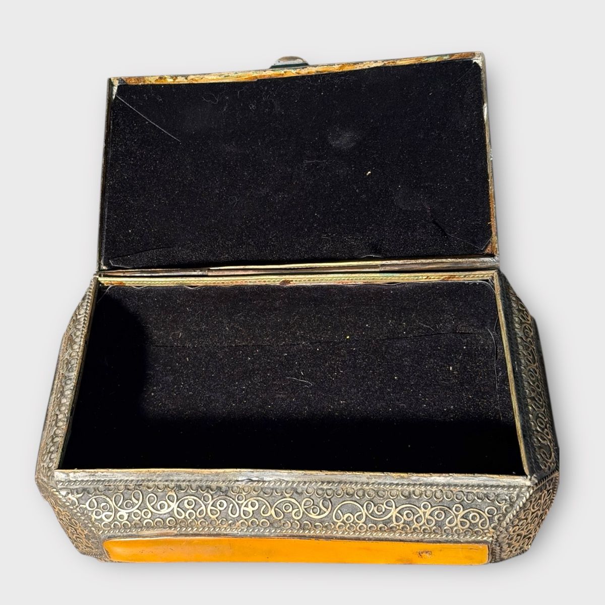 Vintage Silver Filigree Trinket Box with Amber Inlay (D'occasion) à ...