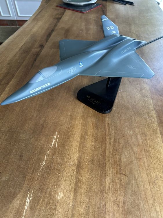 Avion rare Northrop YF-23 ATF rare, bois, 1/48 collection (Neu (gemäss ...
