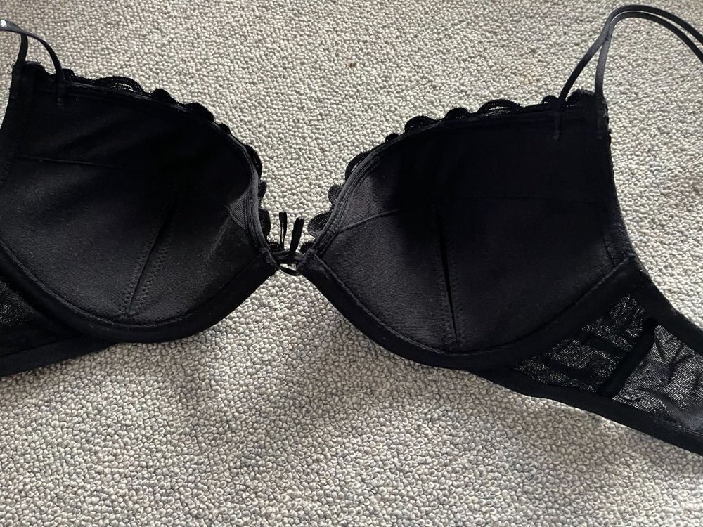 TRIUMPH BH Gr 80A (aber sicher B) und String Gr S (Neu (gemäss ...