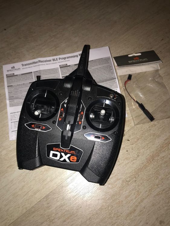 Spektrum DXe Sender mit TX/RX Bluetooth Module (Gebraucht) in Busswil b.Melchnau für CHF 91 ...