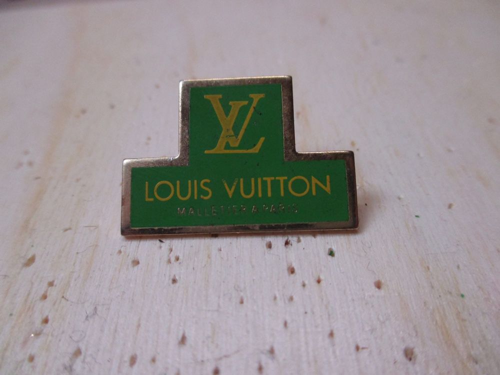 Louis Vuitton Pin | Kaufen auf Ricardo