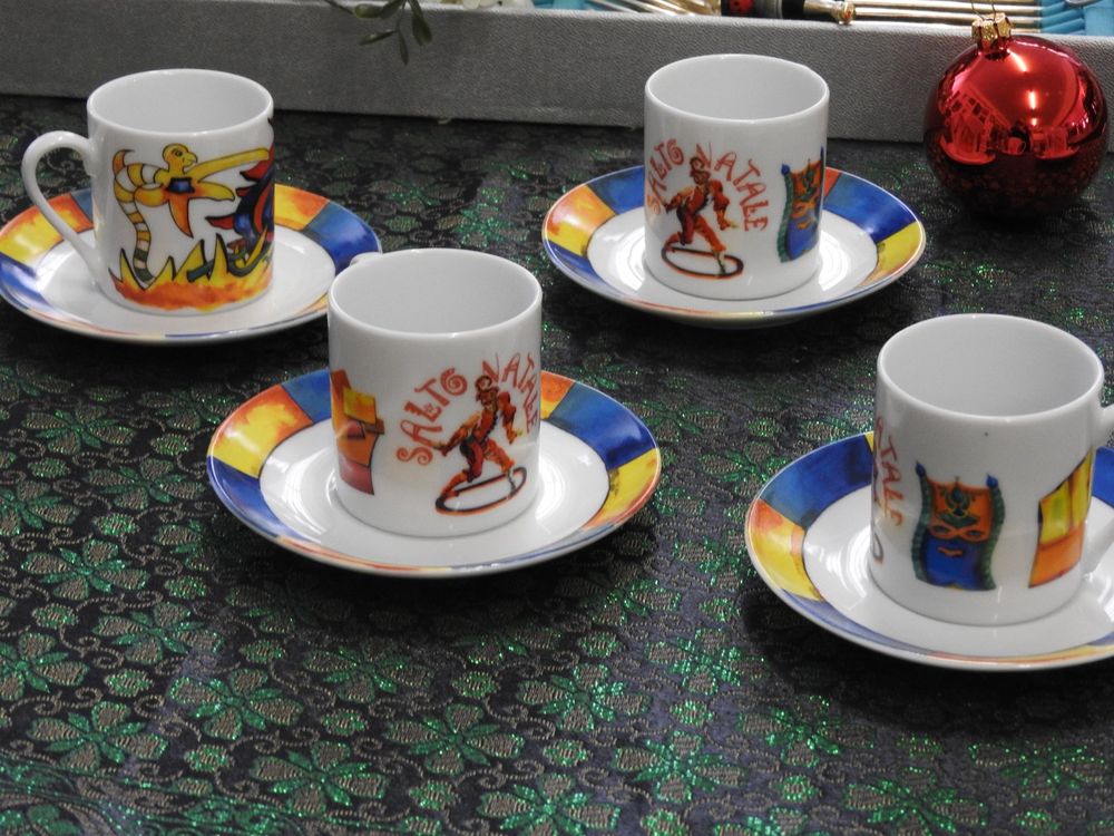 Mocca / Espresso Tassen "Salto Natale" (Gebraucht) in Stetten AG für ...