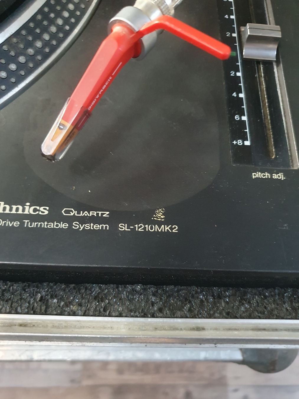 Technics SL-1210MK2 DJ Turntable in Case dazu Set von Nadeln (Gebraucht ...