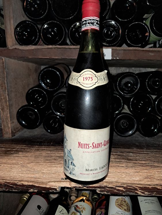 Nuits-Saint-Georges Marcel Ladoux 1975 (Neu und originalverpackt) in Le ...